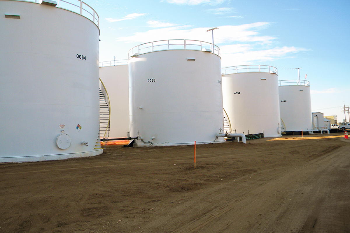 Media | Liquid Storage Tanks | Tank Connection